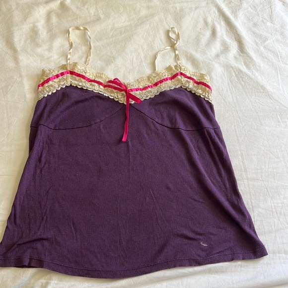 Vintage | Tops | Vitnage Early 200s Tank Top | Poshmark